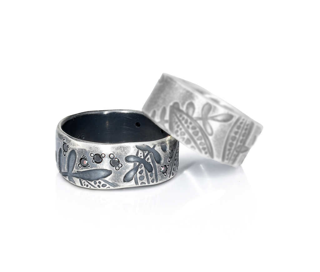 Robin Wells – Embossed leaf - black diamond – Studio Ingot